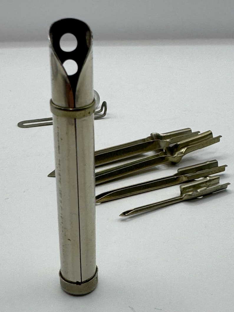 The Perfected Art Needles Antique Hand Embroiderer and Rug Maker - Etsy