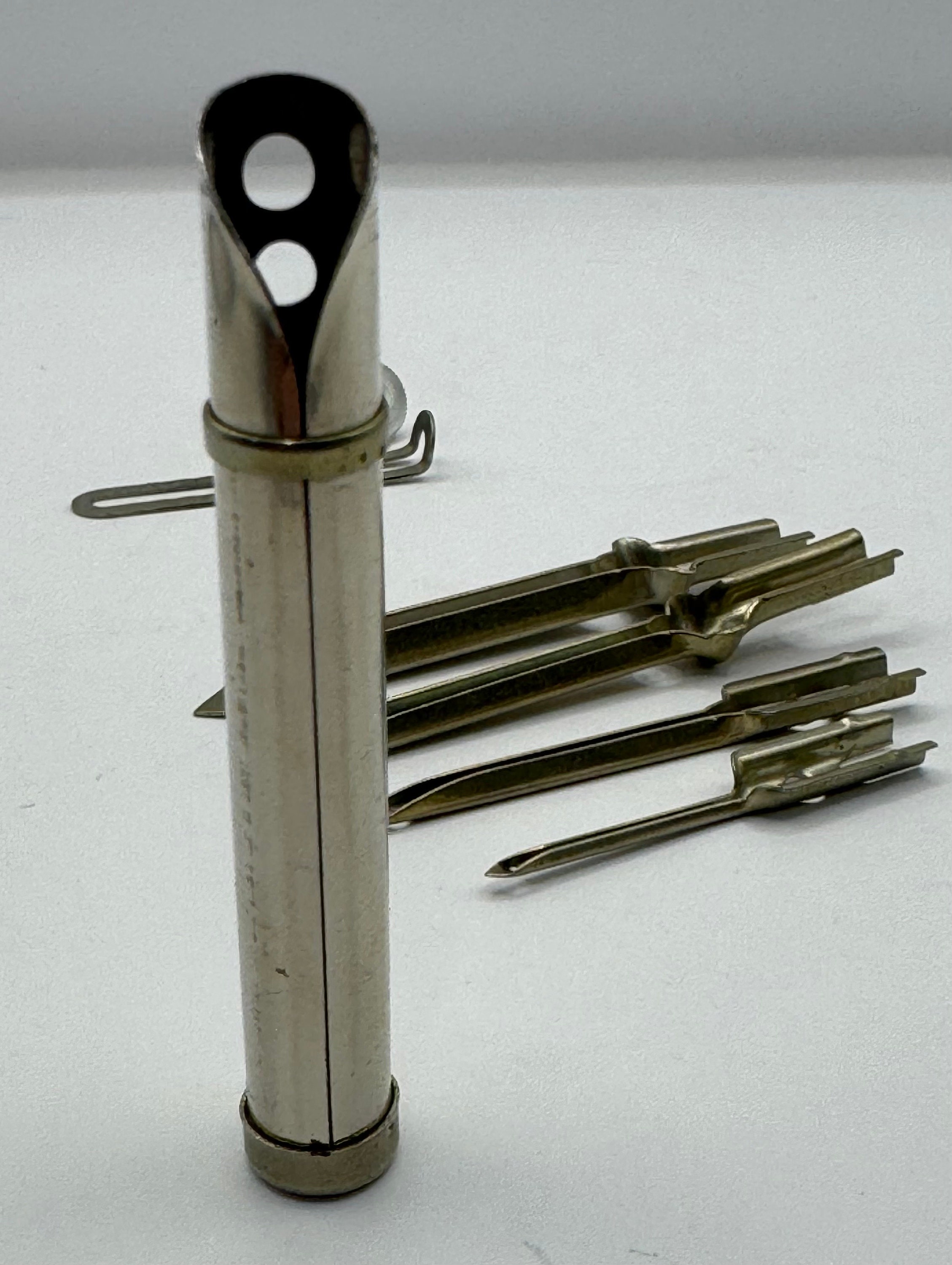 The Perfected Art Needles Antique Hand Embroiderer and Rug Maker - Etsy