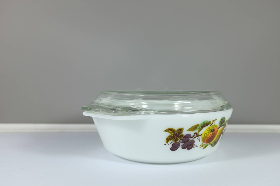 Vintage Milk Glass Pyrex Casserole Bowl Dish With Glass Lid - Etsy
