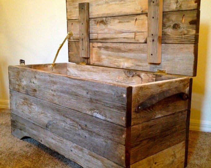 Reclaimed Barn Wood Chest - Etsy