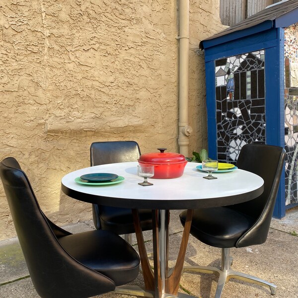 Mid Century Formica Kitchen Table - Etsy
