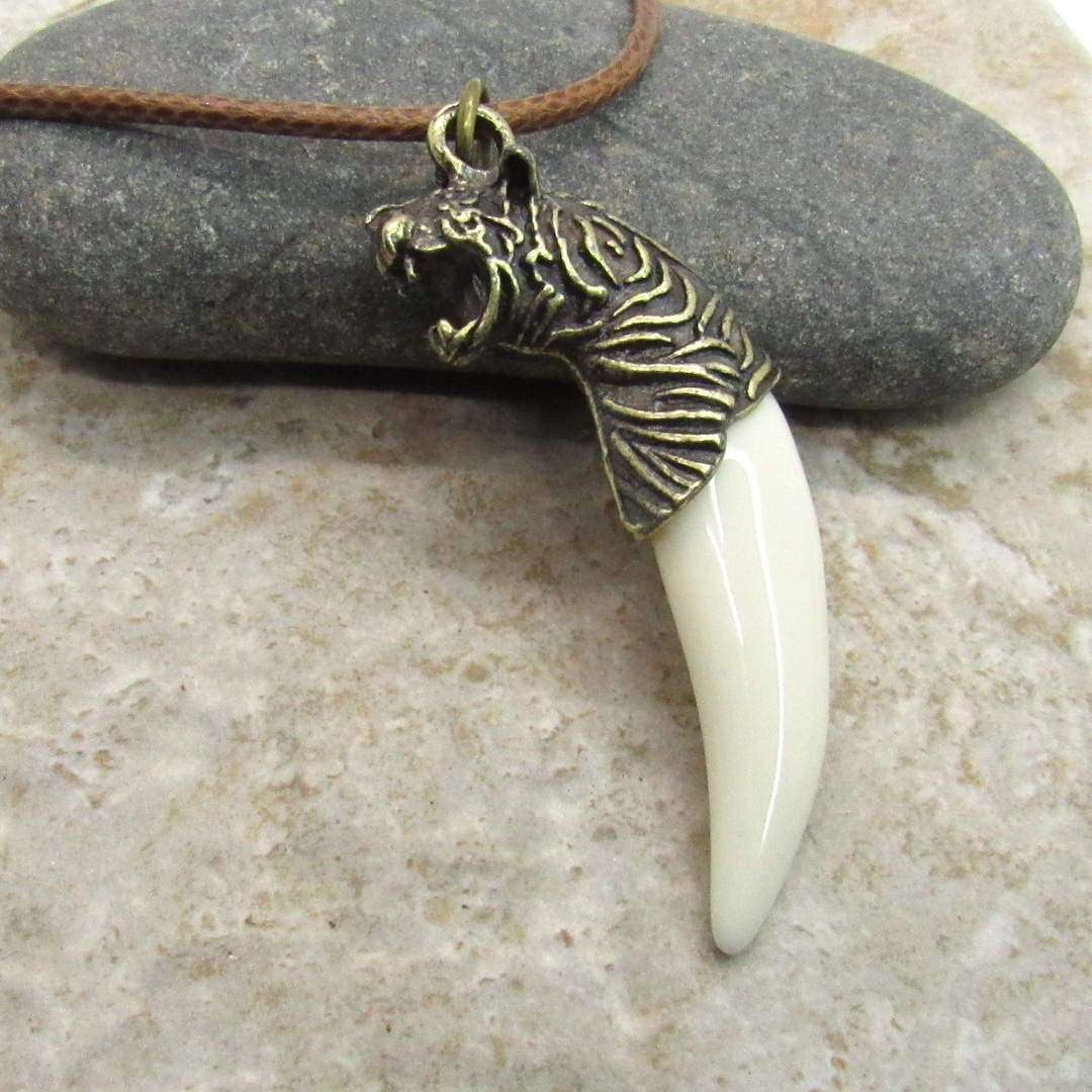 Bronze Tiger Head Resin Tooth Pendant Necklace, Animal Necklace, Men's ...