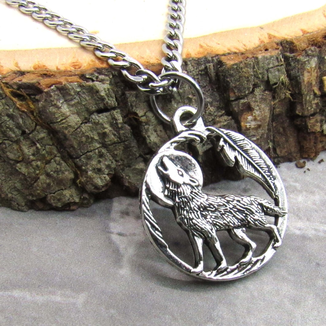 Round Wolf Pendant Necklace, Wolf Charm Necklace, Animal Pendant, Wolf ...
