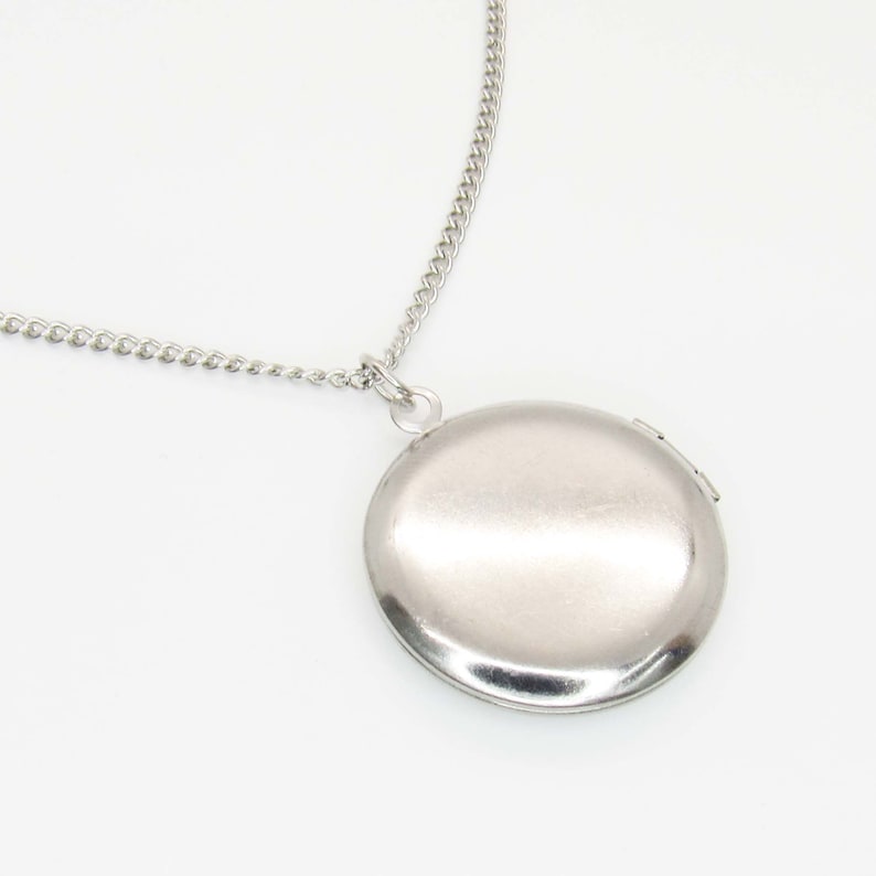 Round Photo Locket, Stainless Steel Round Locket, Woman's Necklace ...