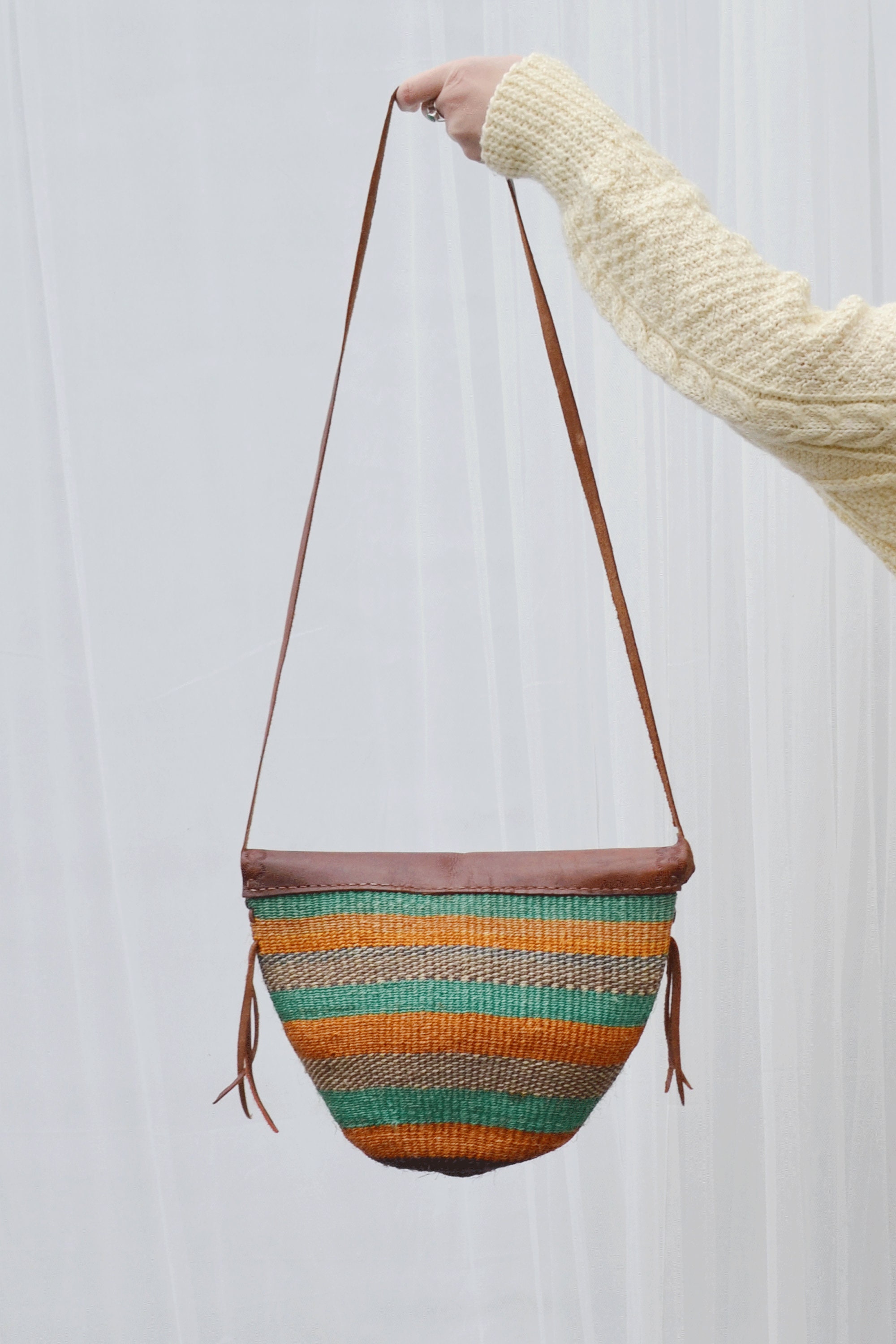 Vintage Brown Tooled Leather Straw Bag - Etsy