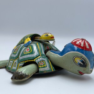 Working Tin Litho Wind up Double Turtle Toy, Baby Turtle on Mom's Back ...