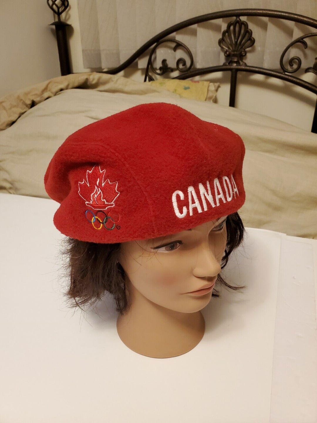 Roots Fleece Athletic Olympic Nordic Hat Poor Boy Beret Canada M Red ...