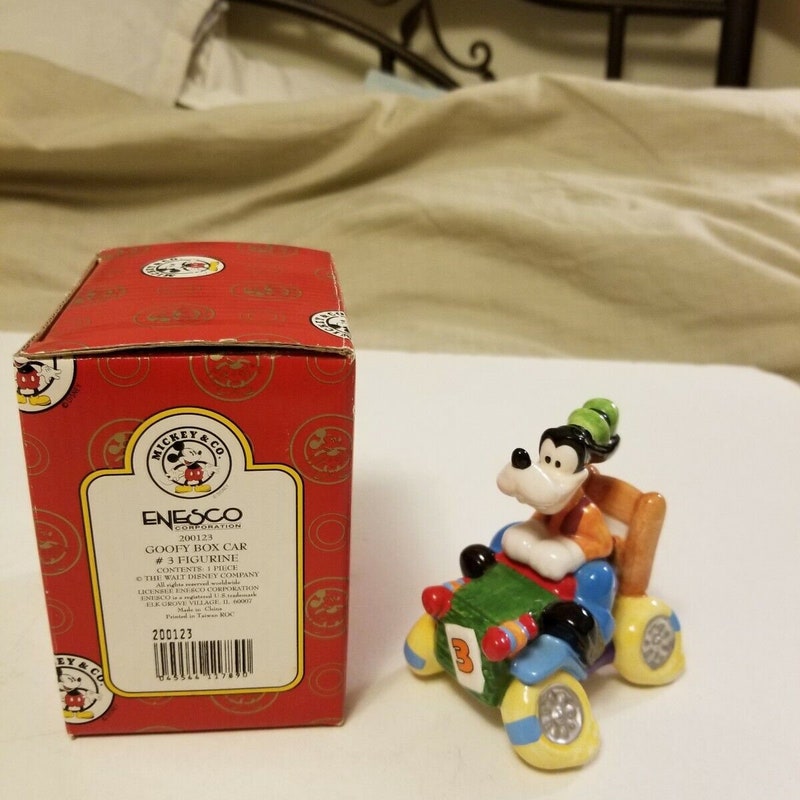 Goofy Race - Etsy