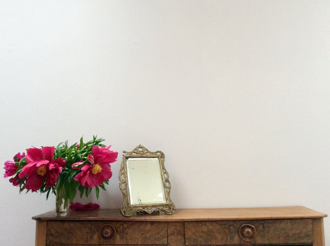 ESPEJO DE VANIDAD antiguo Espejo adornado con marco de metal - Etsy España