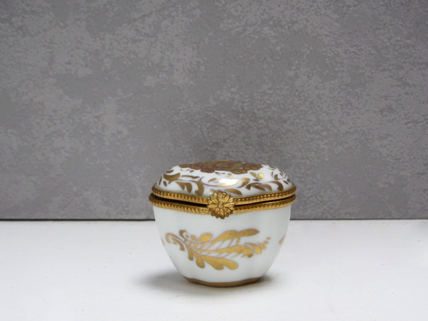 Elegant Vintage French Trinket Box Small Porcelain Box Floral China Pot ...