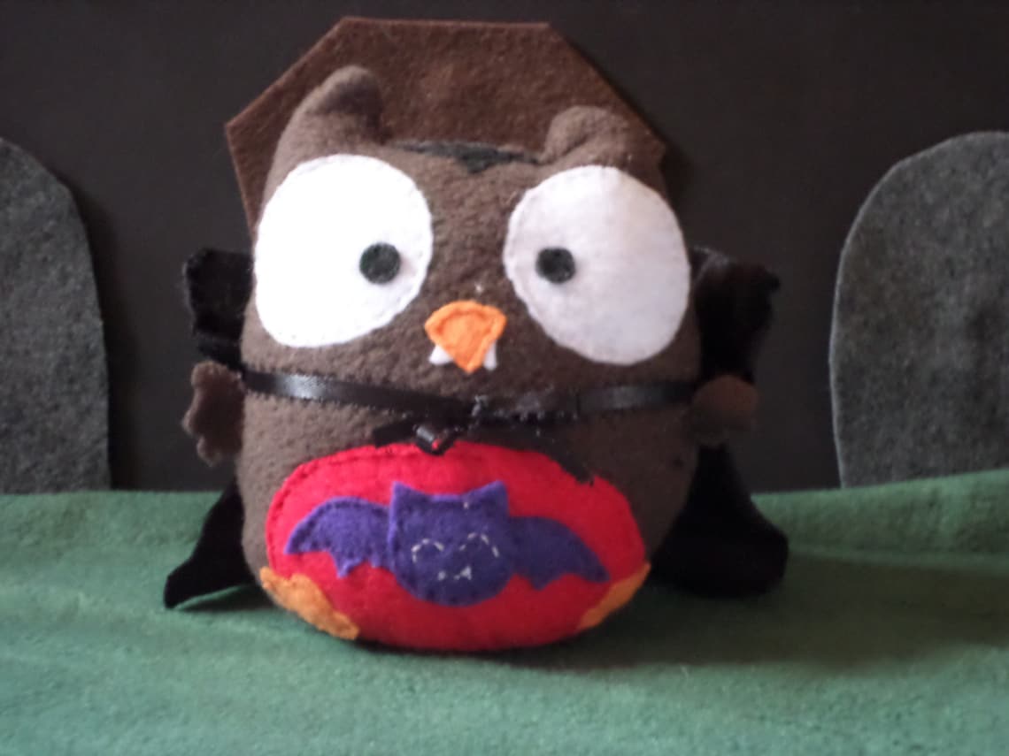 Stuffed Vampire Owl/halloween Table Decor/halloween Mantel - Etsy
