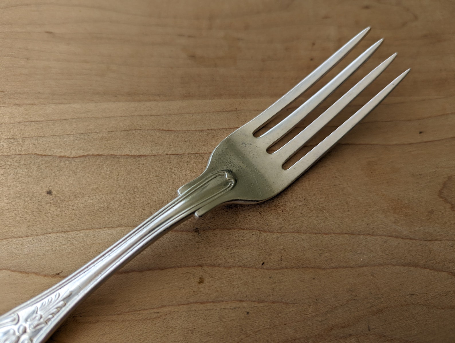 Vintage Collectible US Navy USN Anchor Emblem Continental Dinner Fork 8 ...