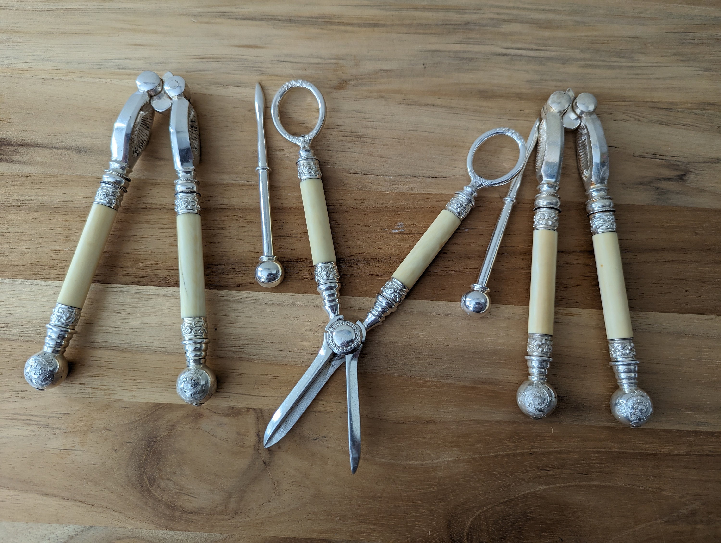 Unique Antique Mappin Bros Ivory-color Bakelite/floral Etched Silver ...