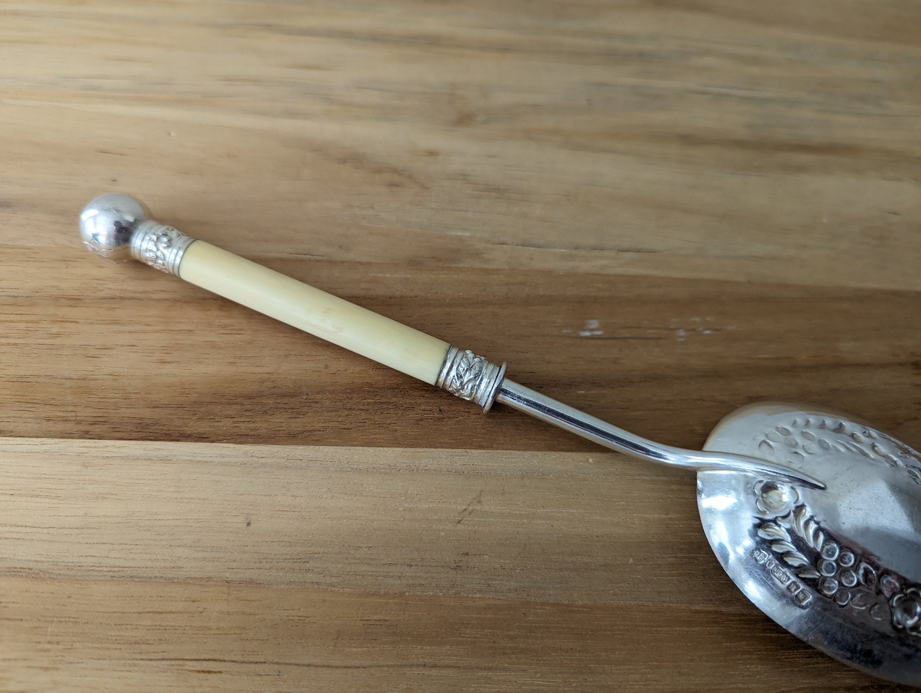 Unique Antique Mappin Bros Ivory-color Bakelite/floral Etched Silver ...