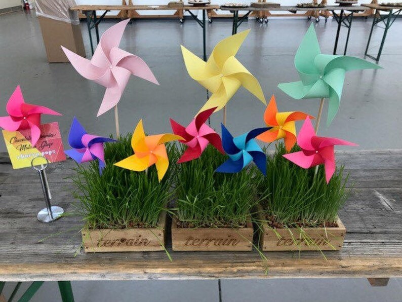 Pastel Spinning Paper Pinwheels Large Pastel Centerpieces Easter ...