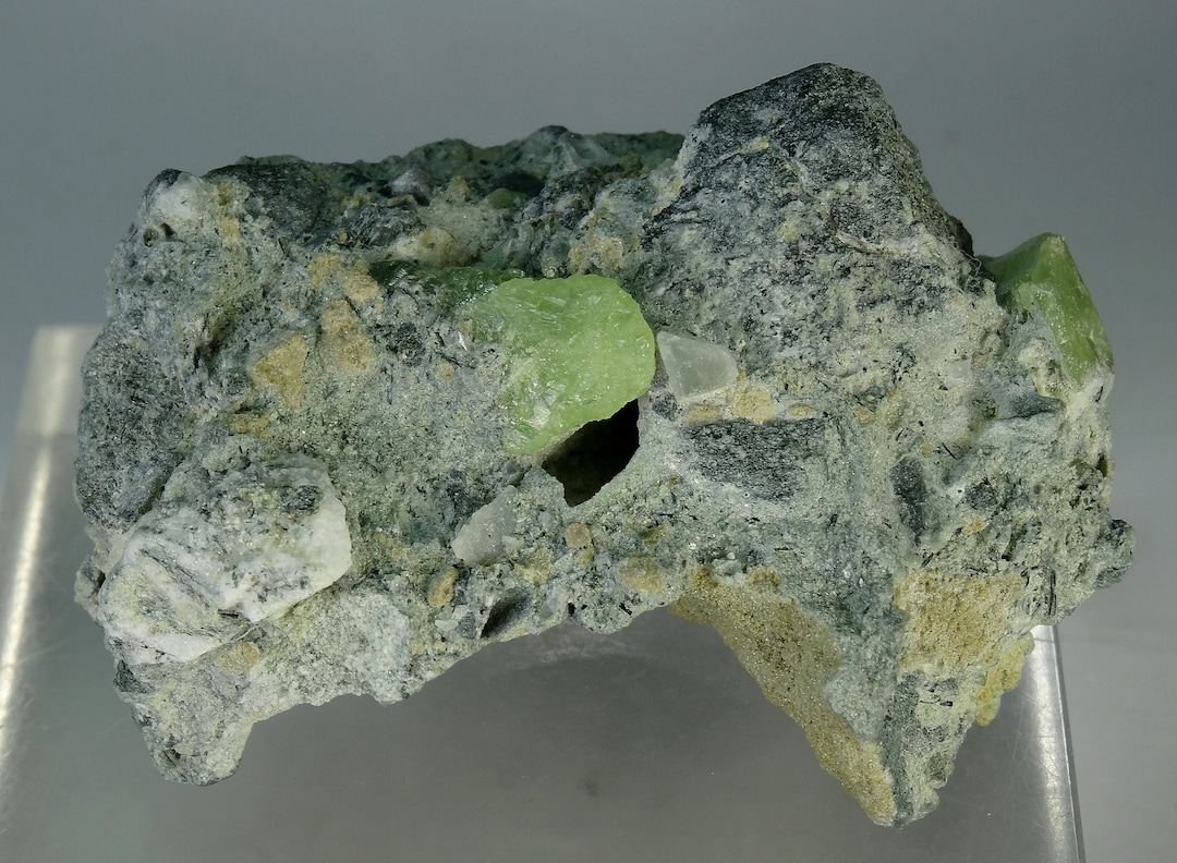 Esfena natural: mineral de esfena de titanita de 228 quilates de ...