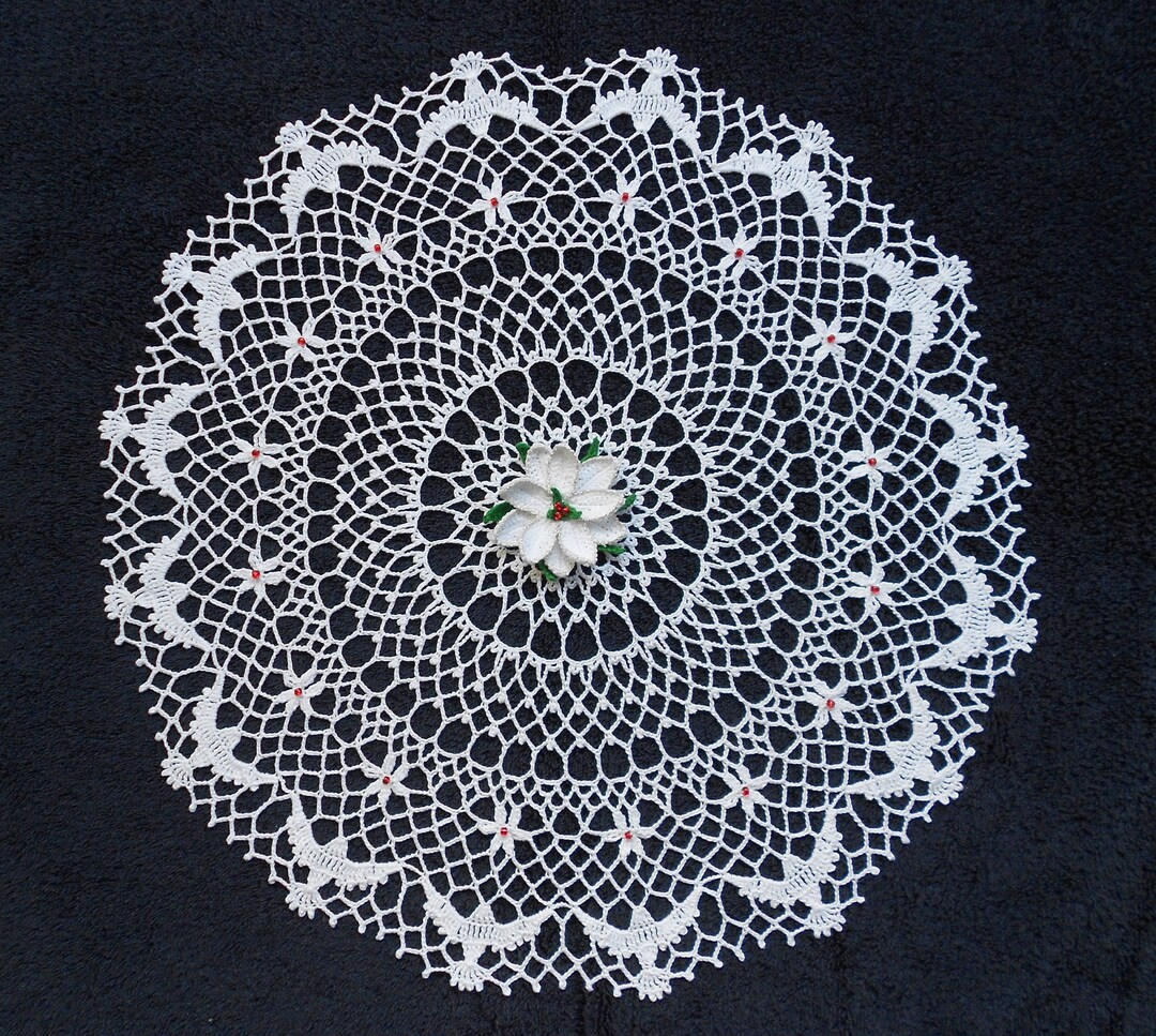 Handmade Crochet Cotton Doily With Doves White Color 17,5'' (44,5 Cm ...