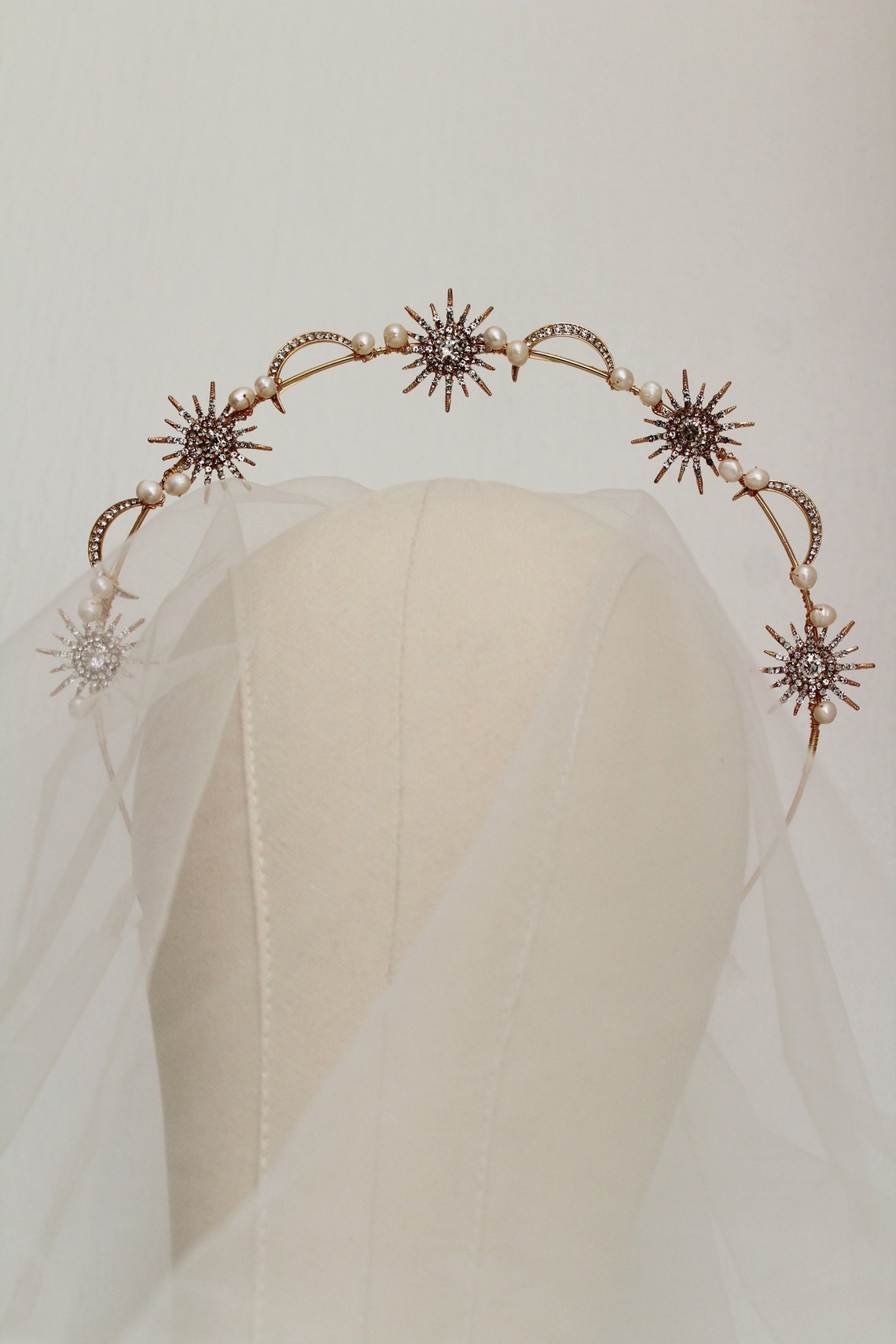 NATI // Silver Celestial Halo Crown Galaxy Halo Tiara Star Bridal Crown ...