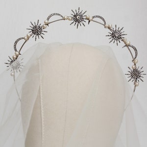 NATI // Gold Bridal Celestial Halo Crown Bridal Galaxy Halo Tiara Star ...