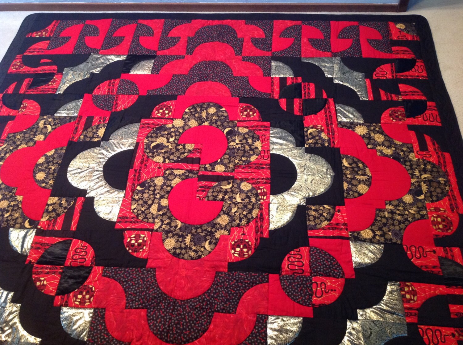 Drunkard’s Sun Dial - Curved Piecing Art Quilt - Etsy