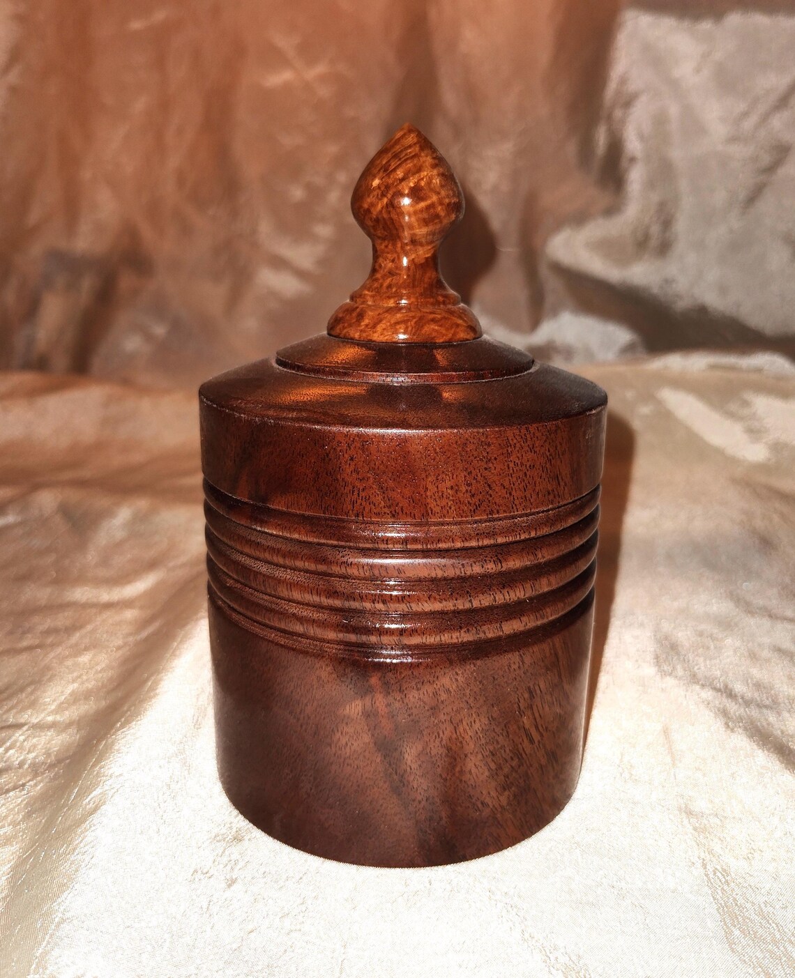 Beautiful Walnut Turned Box With Mallee Burl Finial - Etsy