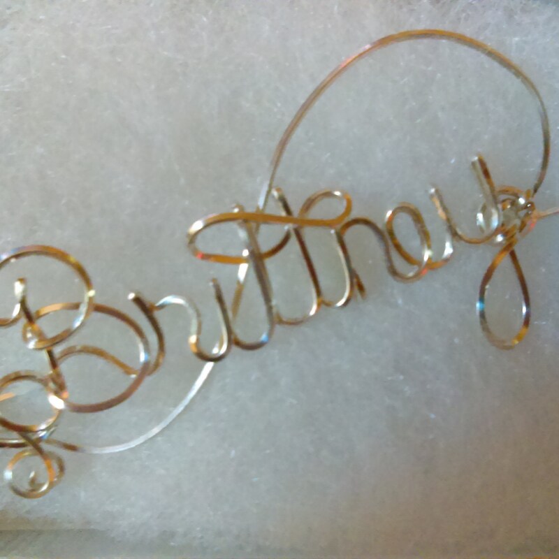 Wire Name Necklace - Etsy