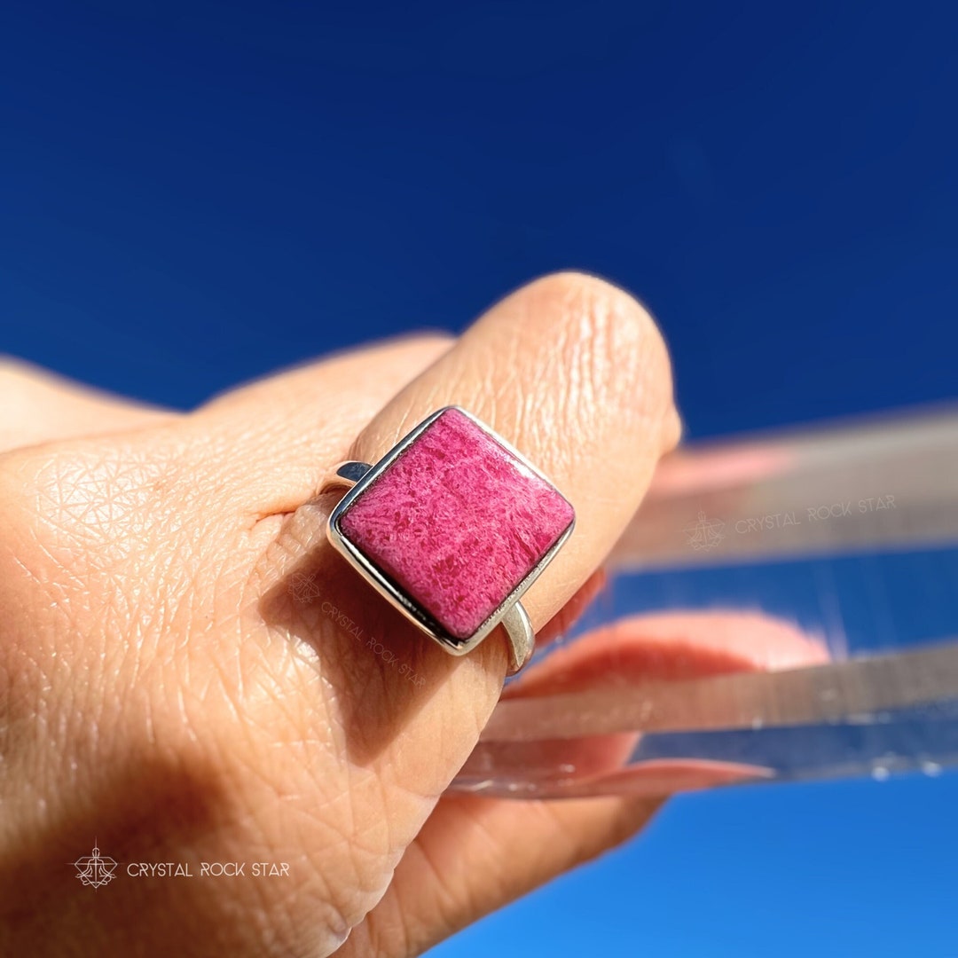 Tugtupite Sterling Silver Ring, Size 8, Pink UV Reactive Color Changing ...