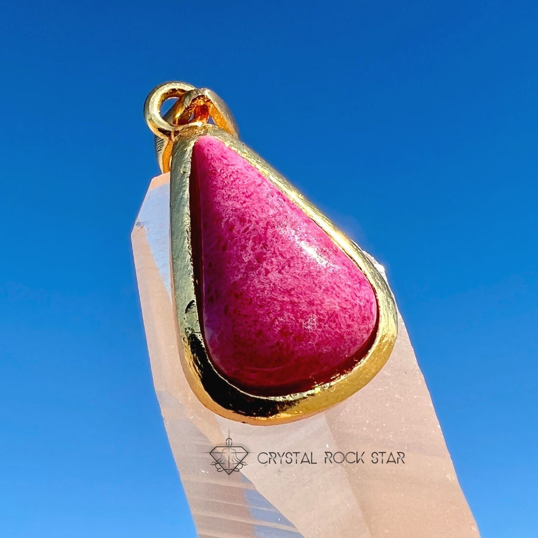 Tugtupite Crystal Pendant - Fluorescent Color Changing Greenland Stone ...