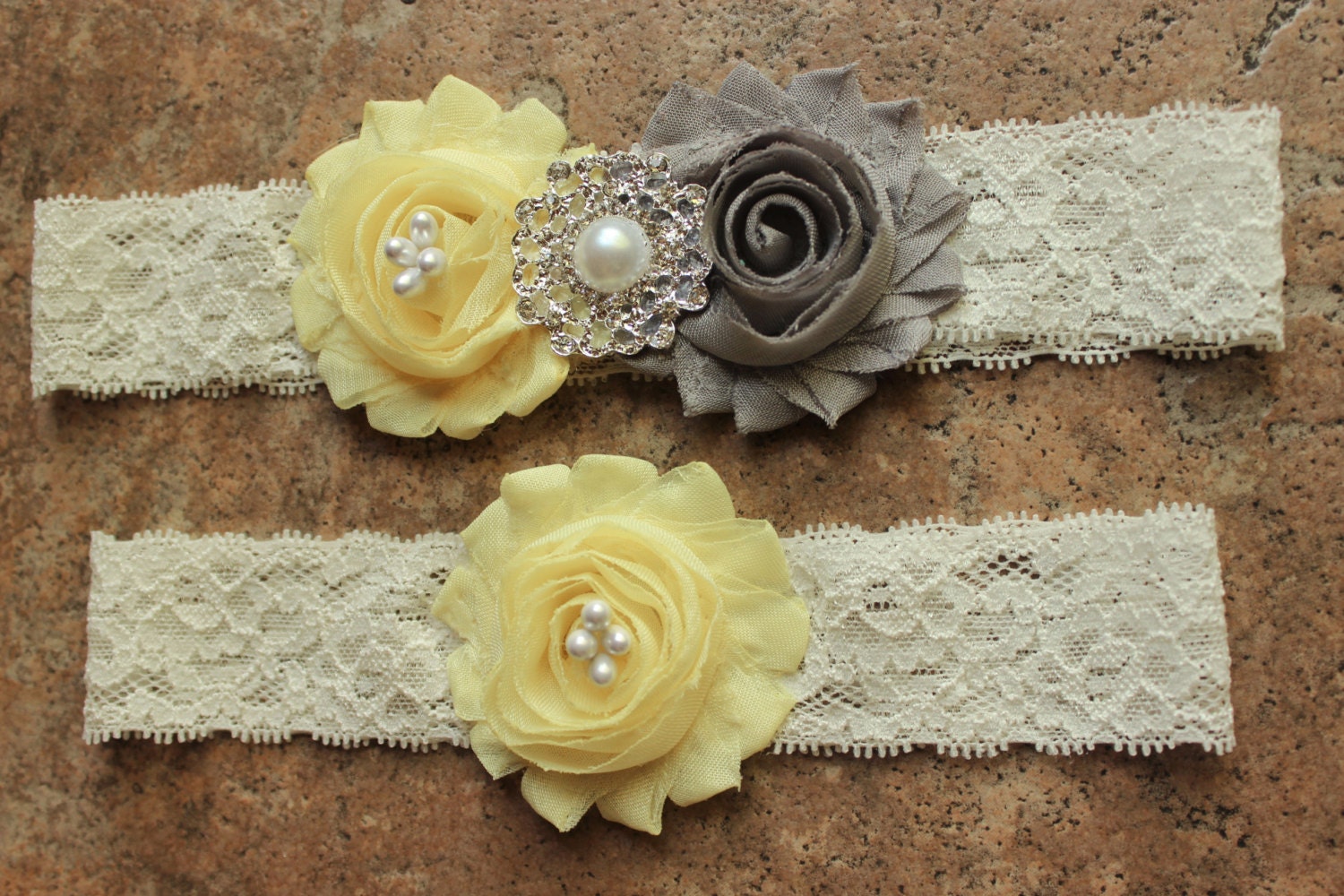Garter Set 35+ COLORS AVAILABLE Grey and Purple Wedding Garters, Lace ...