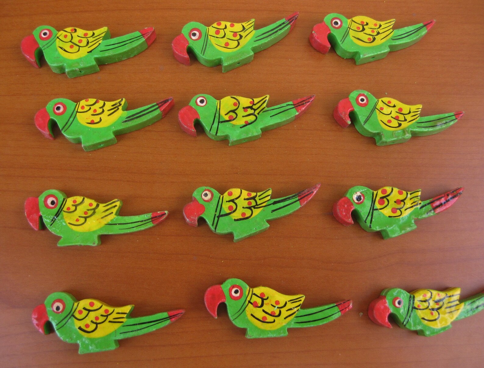 Wooden birds/ wooden parrots/ bird beads/ wooden beads/ | Etsy