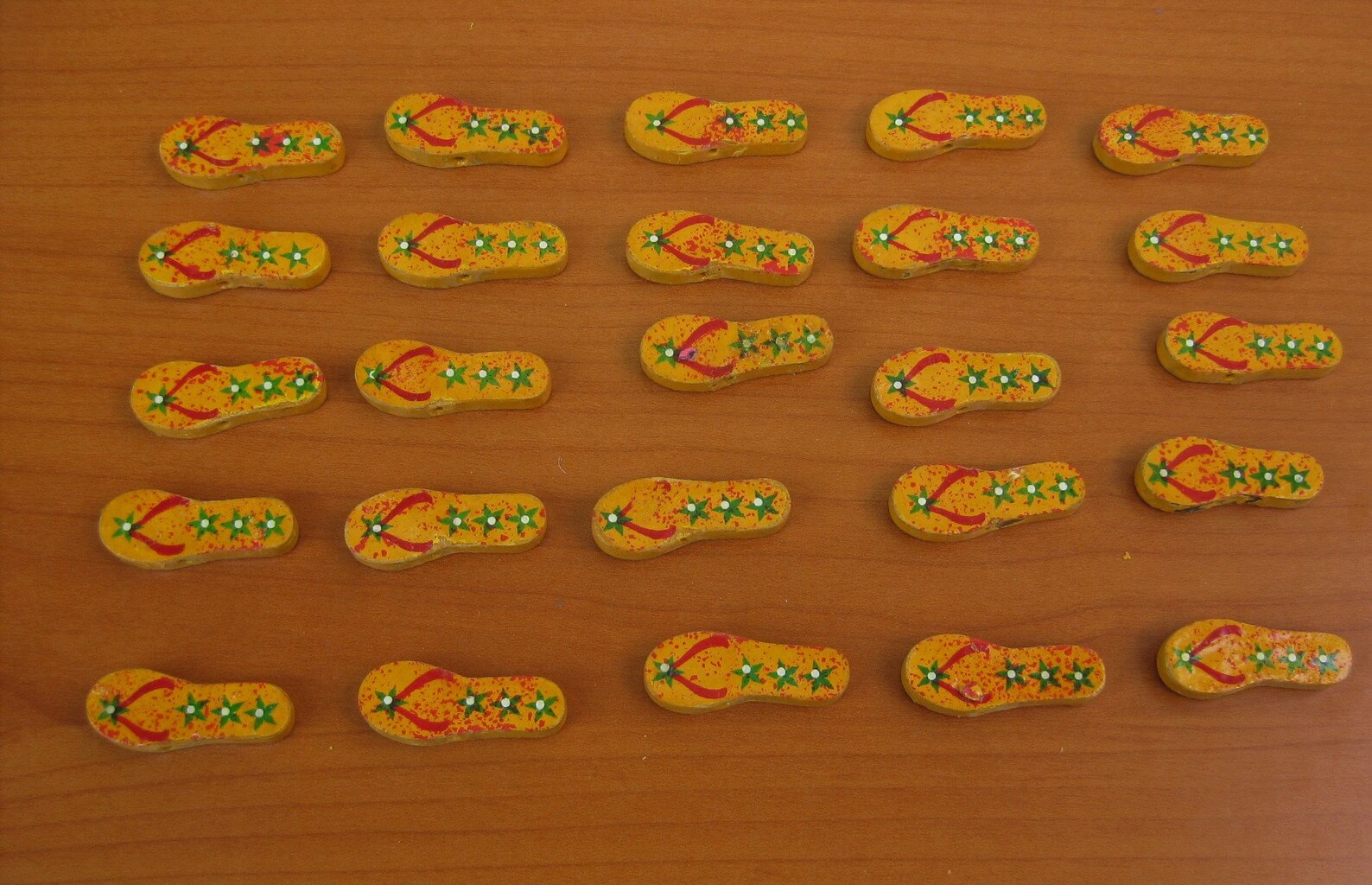 Wooden Buttons/ Slipper Buttons/ Flip Flop Buttons/ Colorful Beads ...