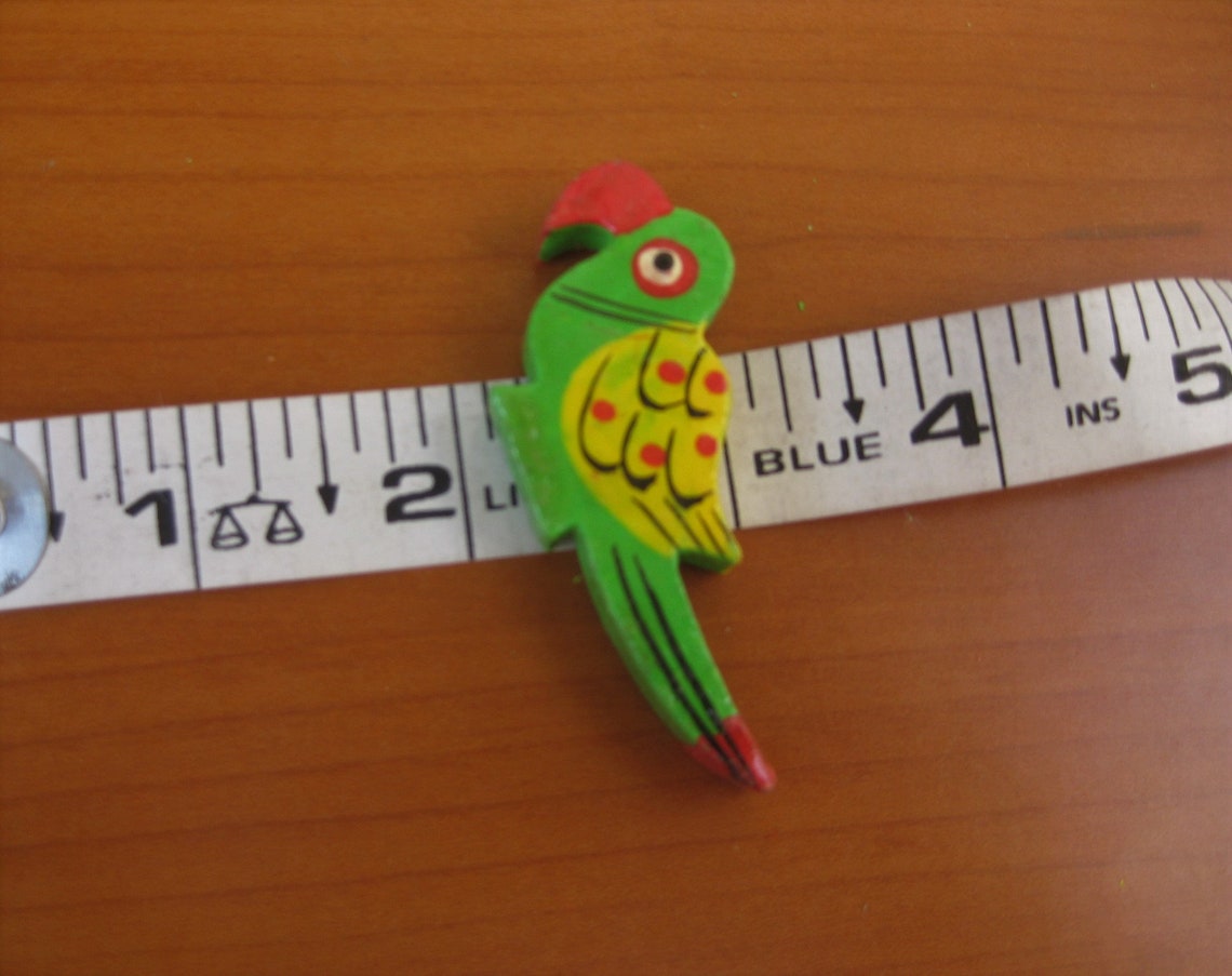 Wooden birds/ wooden parrots/ bird beads/ wooden beads/ | Etsy