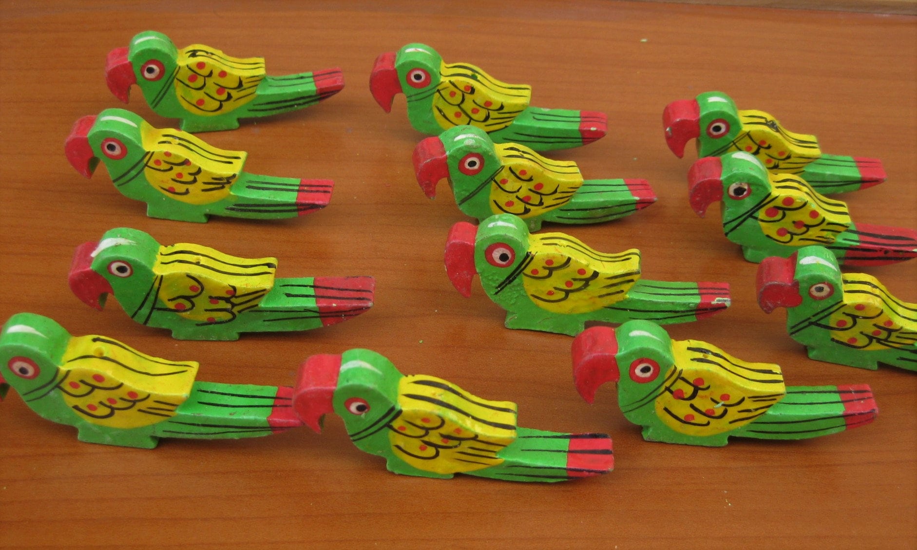 Wooden birds/ wooden parrots/ bird beads/ wooden beads/ | Etsy