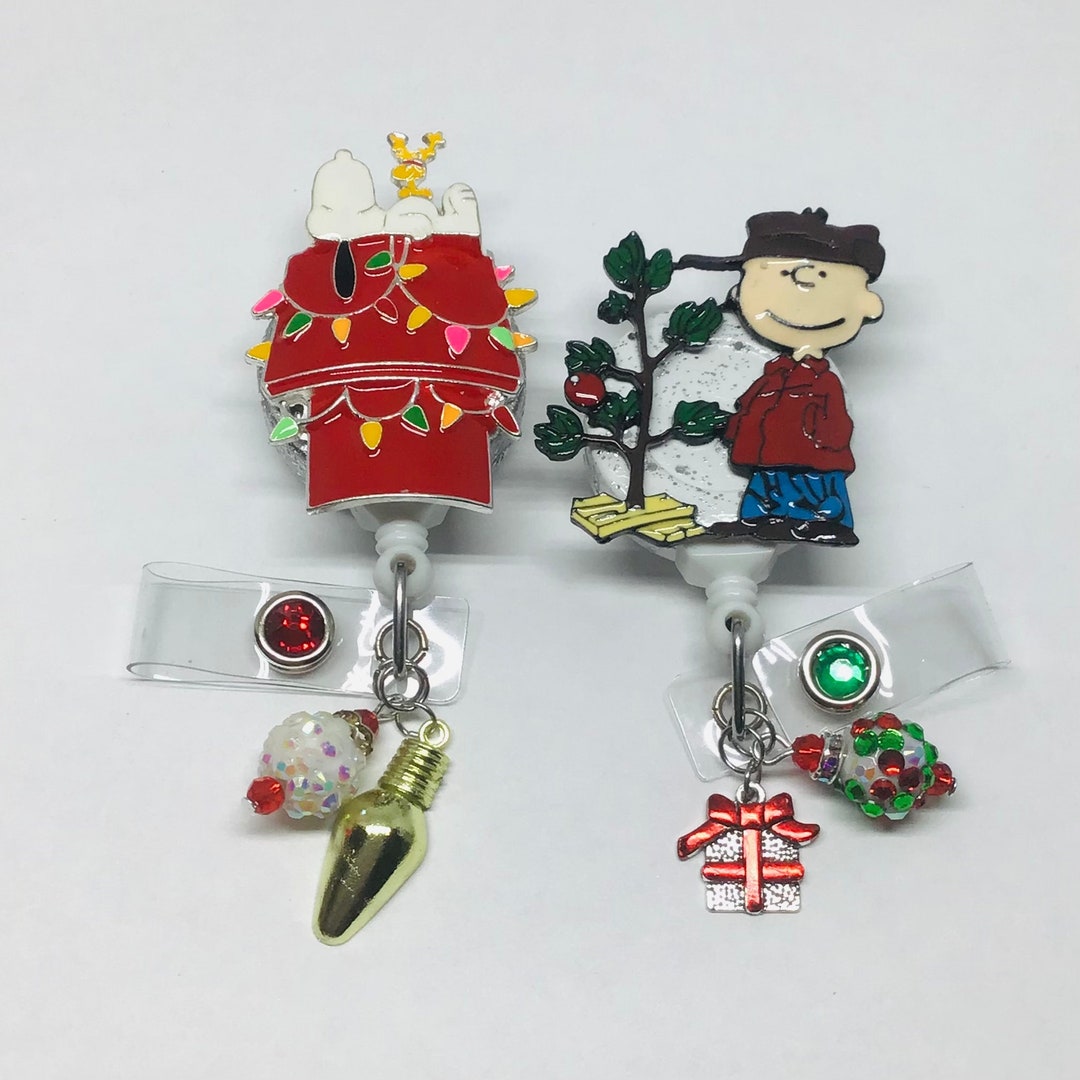 Snoopy, Christmas Holiday Retractable Badge Holder Nurse, Retractable ...