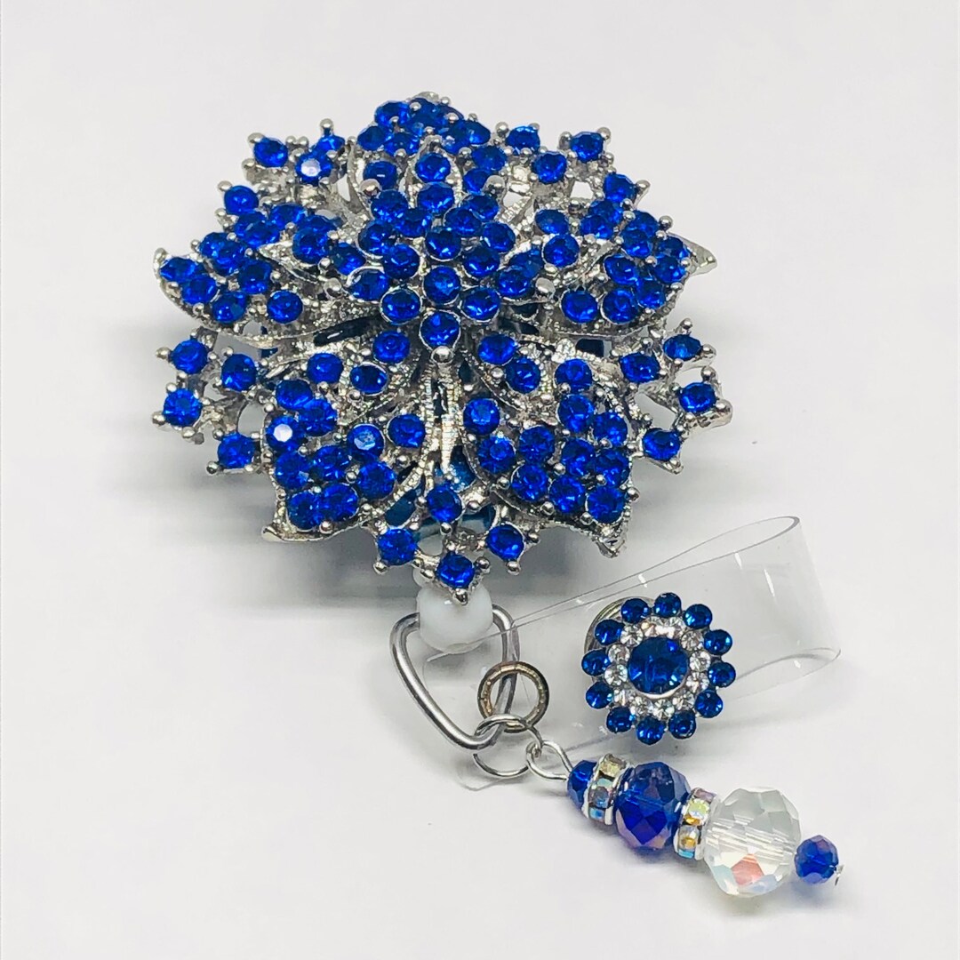Brilliant Blue Flower Retractable Badge Holder Nurse Retractable Reel ...