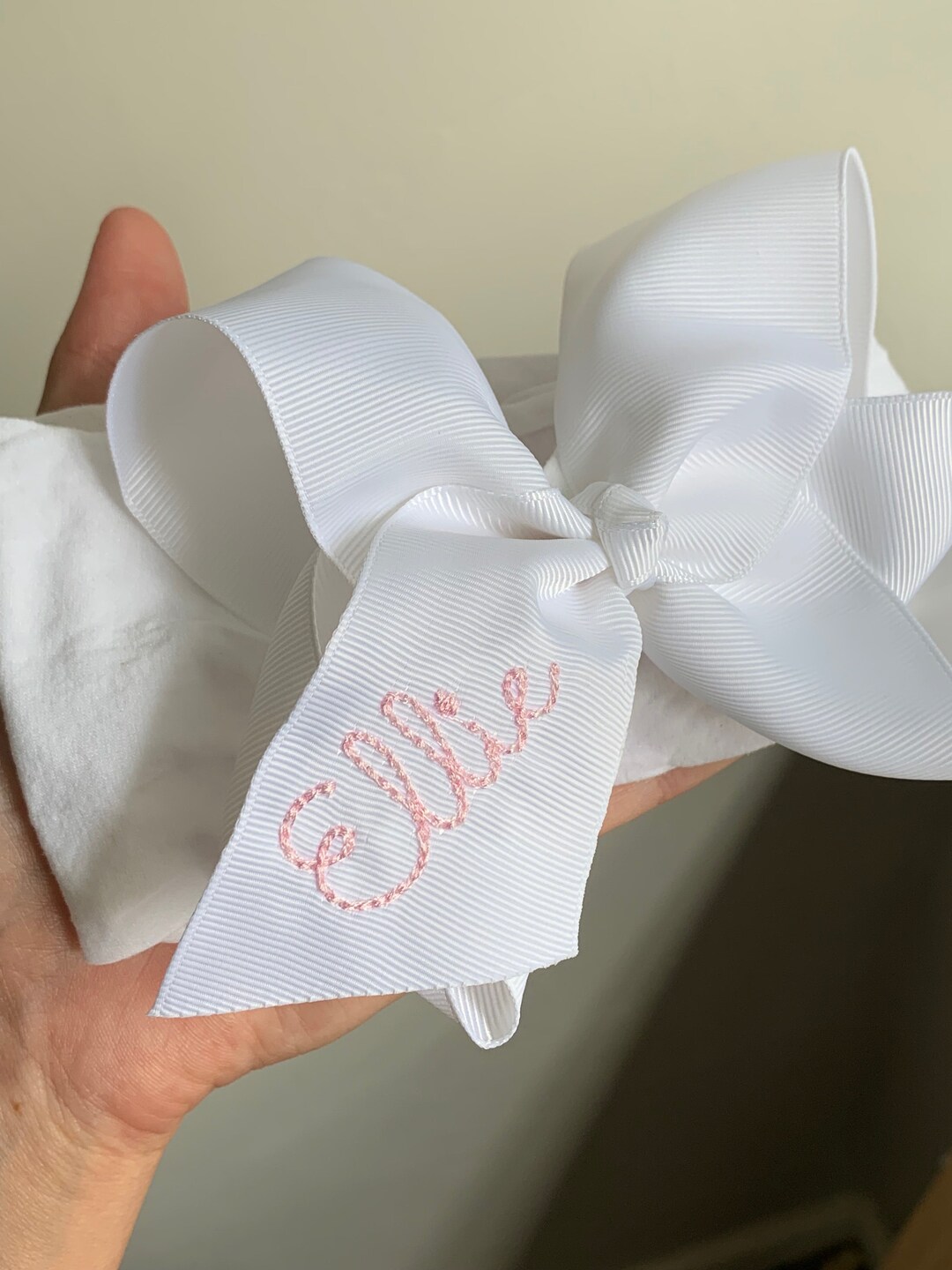 BEAN Font - Baby Girls Monogrammed Hair Bow - Bean Script - Newborn ...
