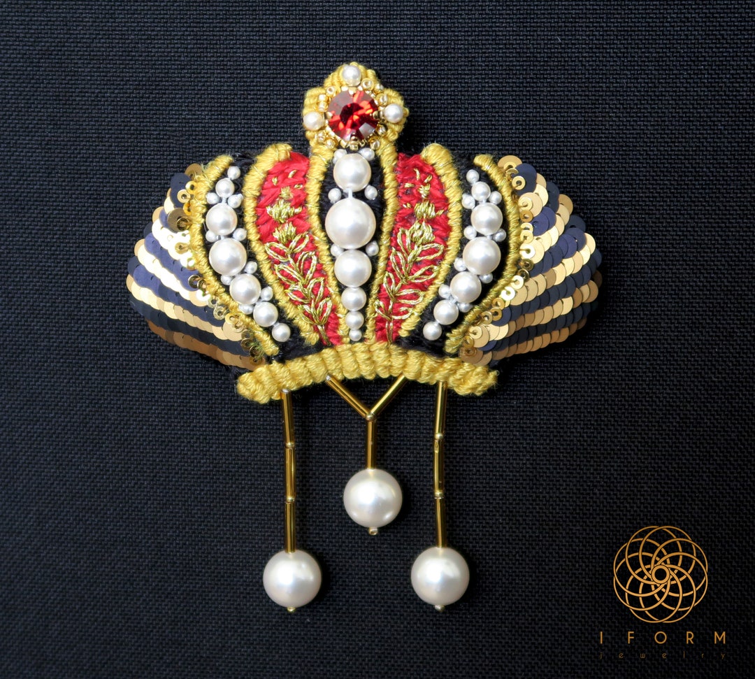 Haute Couture Royal Brooch. Embroidered Sequin Crown Brooch, Pin. Black ...