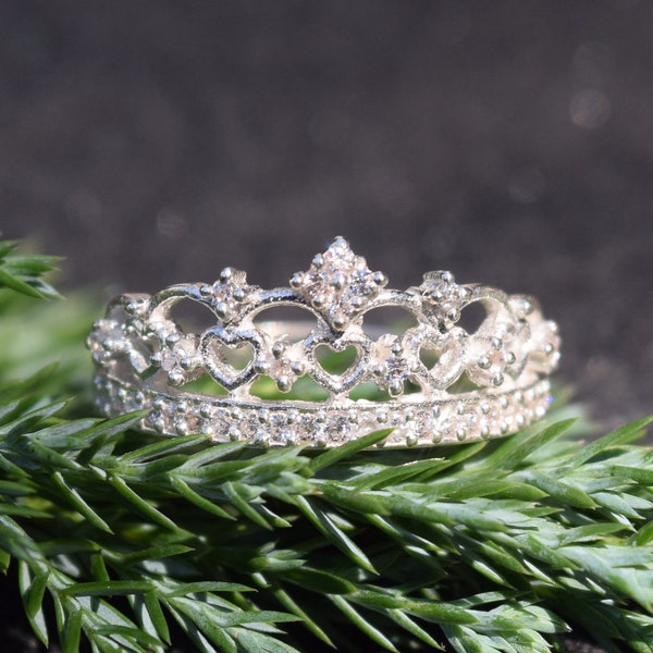 Tiara Ring - Etsy