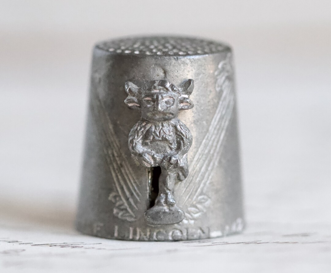 The Lincoln Imp Pewter Thimble - Vintage Souvenir Decorative ...