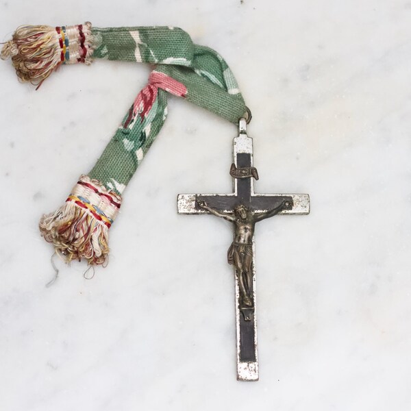 Black Crucifix - Etsy