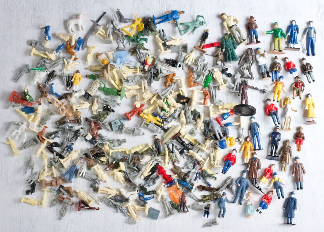 Over 250 + HUGE Lot Vintage Train Model Tiny People Figures - Landscape ...