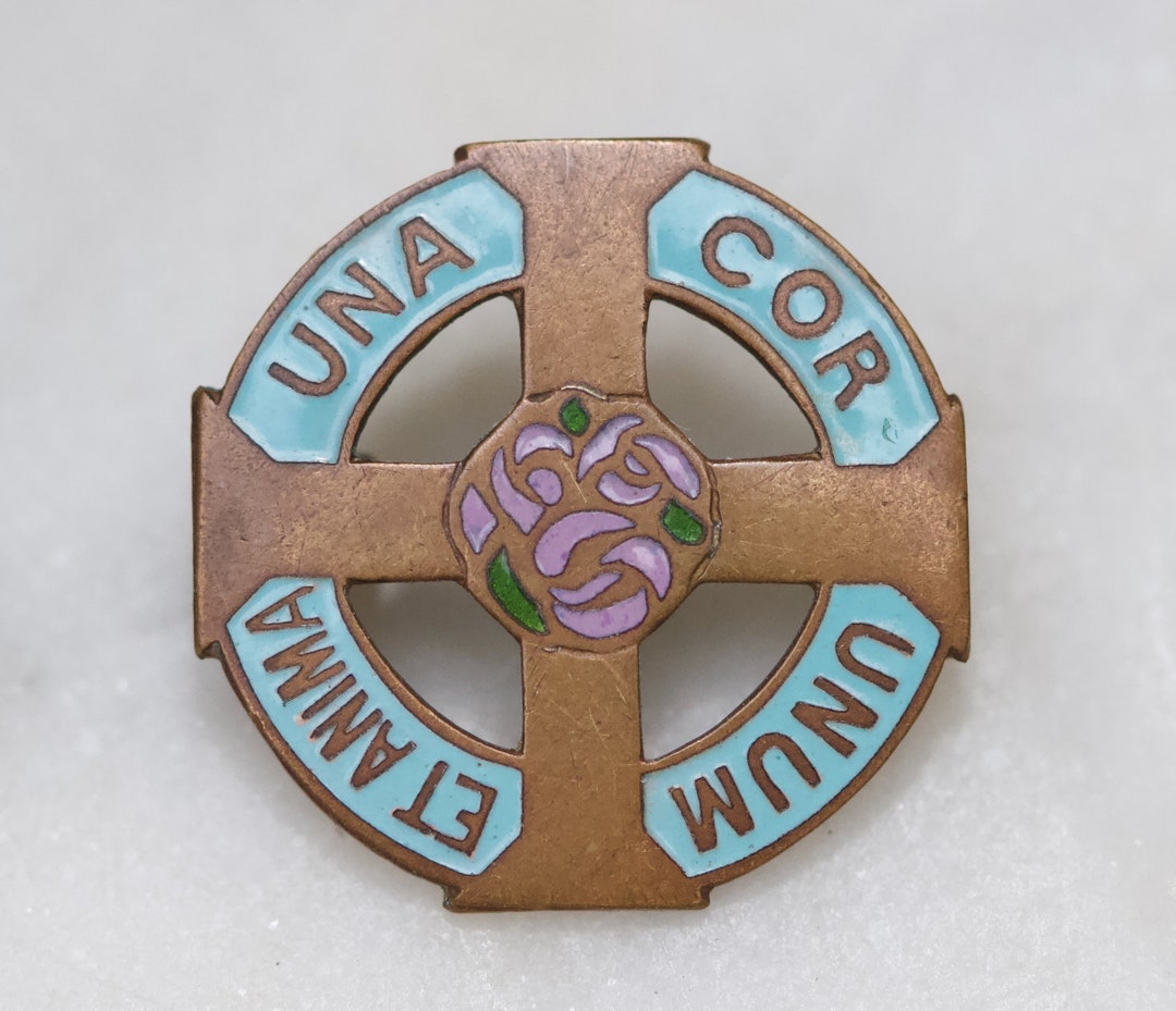 Cor Unum Et Anima Una Enamel on Copper Badge One Heart and One Soul ...