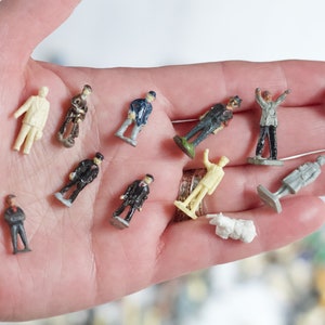 Over 250 + HUGE Lot Vintage Train Model Tiny People Figures - Landscape ...