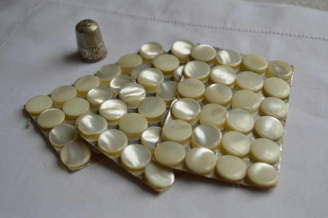 Card of 24 MOP Shank Buttons From the 1940s 14mm 5/8th Inch - Etsy