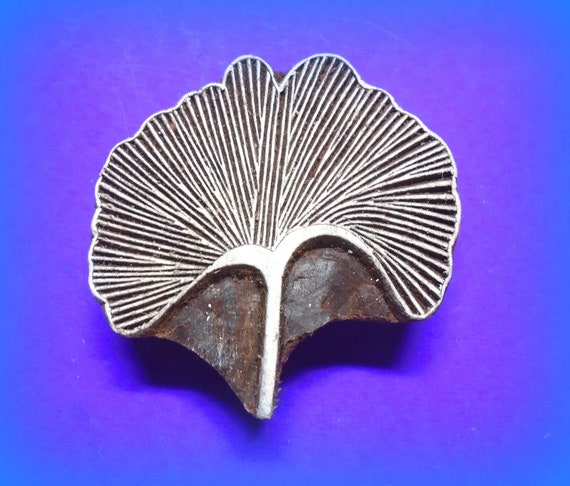 Hand Carved Large Ginkgo Leaf Pottery Clay Textile Batik - Etsy