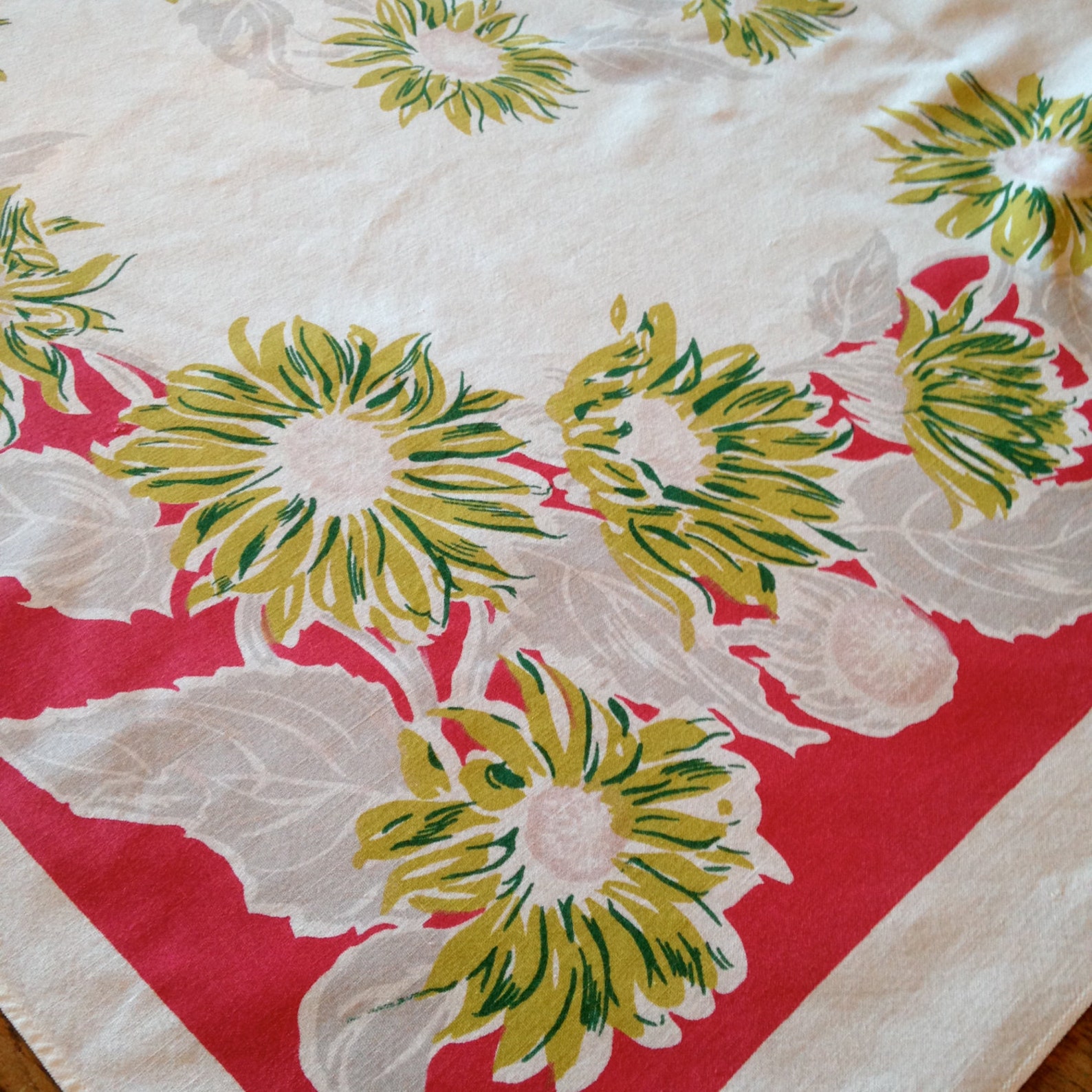 Pretty Vintage 1950s Simtex Cotton/linen Tablecloth Unusual - Etsy