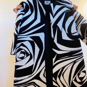 CHRISTIAN RUPERT Italian Couturier Quilted Black and White Printed ...