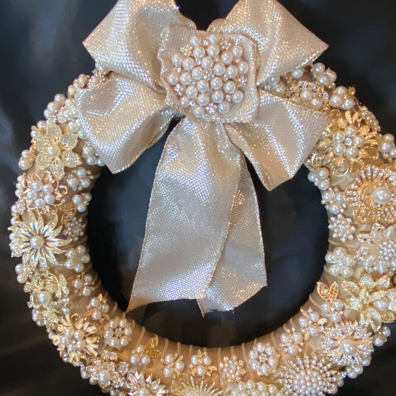 Wreath With Pearl - Etsy