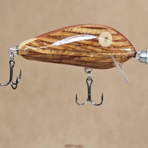 Handmade Wooden Fishing Lure. From Scratch Custom Made Crankbait ...