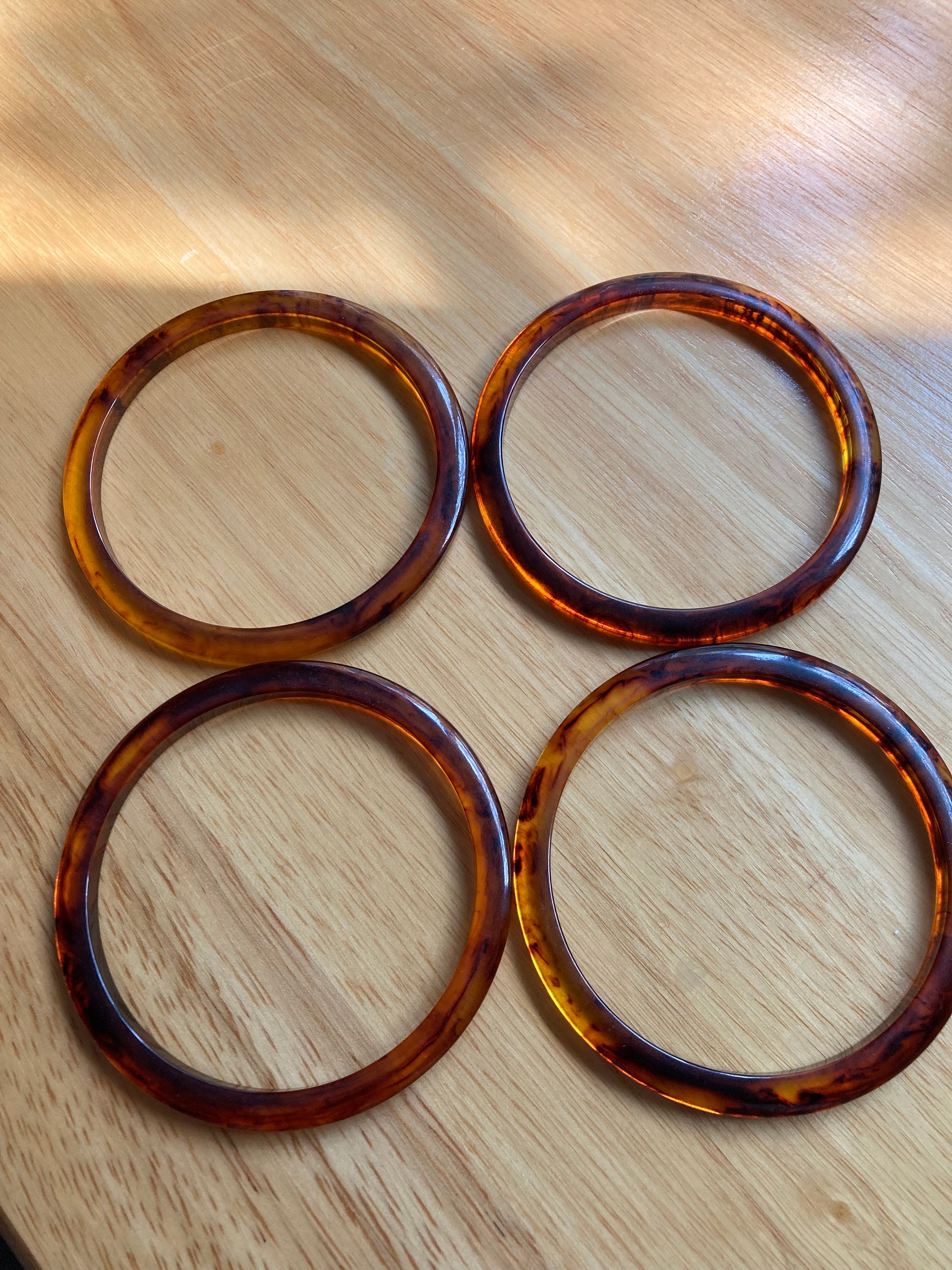 Vintage Bakelite Bangle Set, Skinny Rootbeer Tortoise Bracelet Set of 4 ...